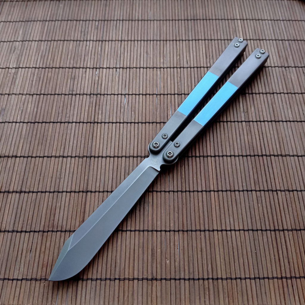 Balisong Atroposknife “Fortress 2 SPY”, blue – Knives & Accessories